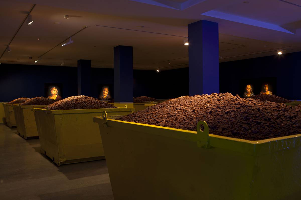 Embedded: Craig Walsh | Exhibitions | MCA Australia