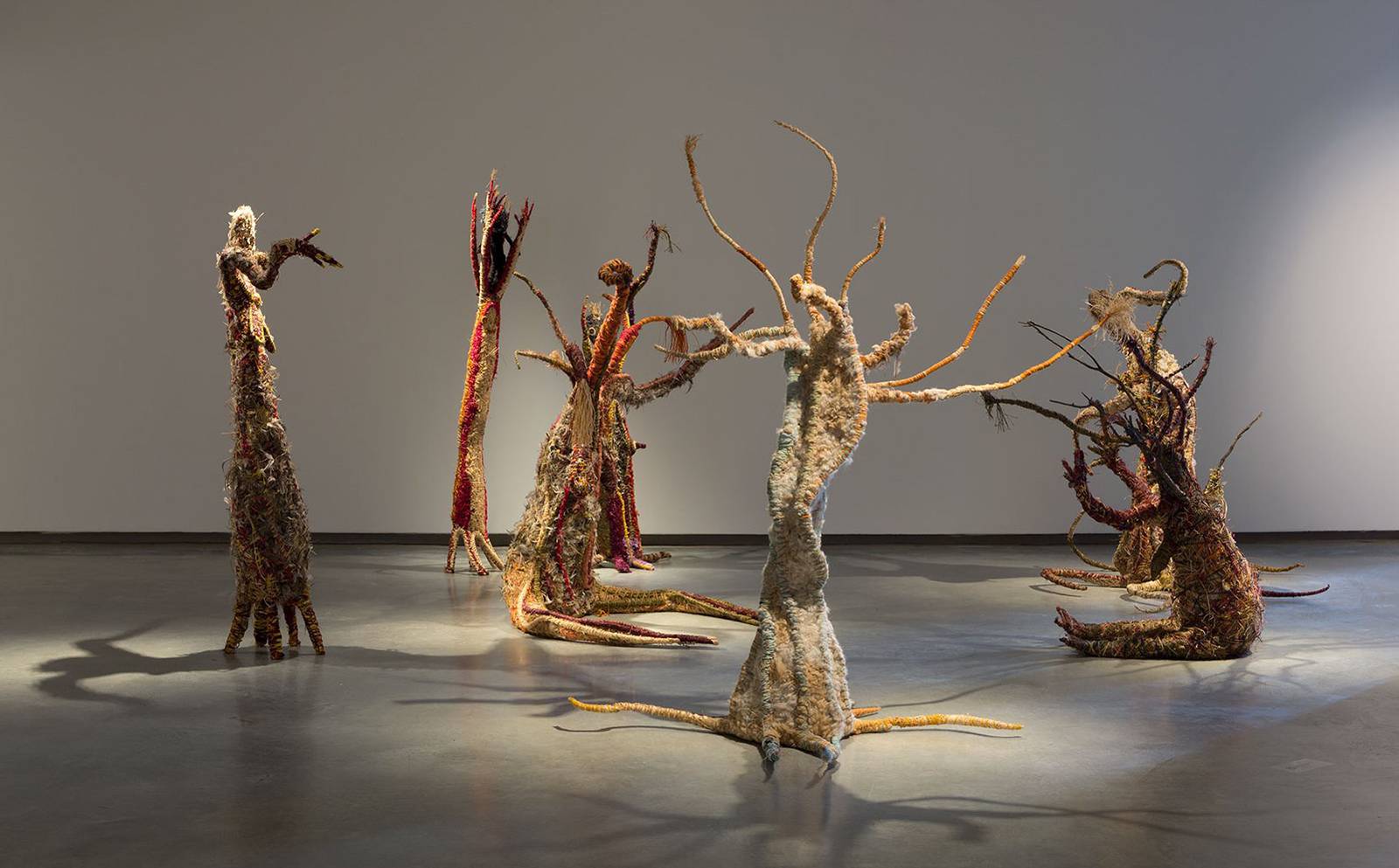 Minyma Punu Kungkarangkalpa (Seven Sisters Tree Women) by Tjanpi Desert ...