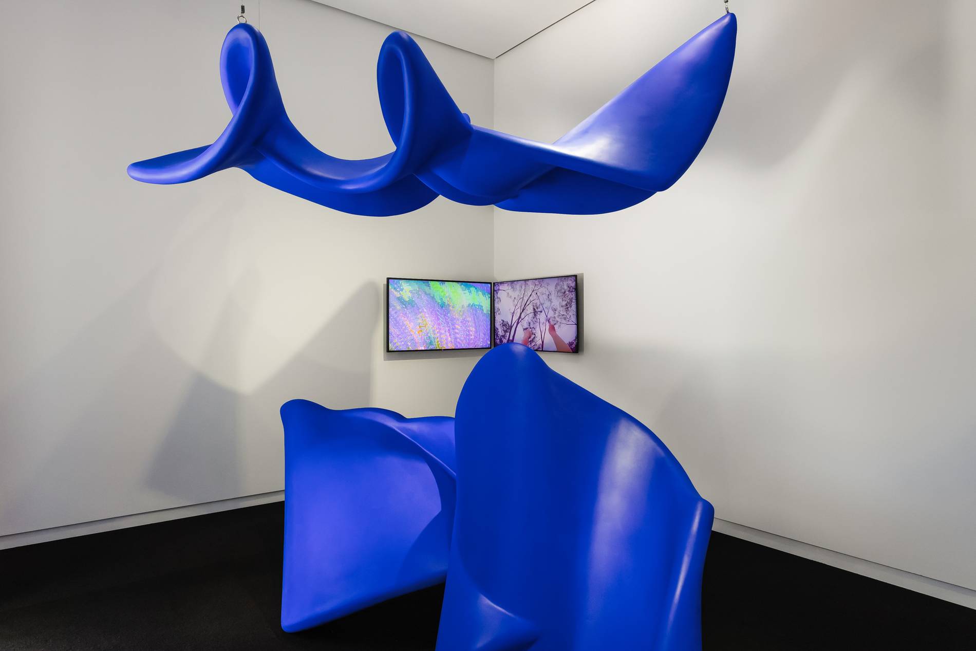 Fayen d'Evie, With Cane in Hand, I Dance a Duet for One, for Two, for ...