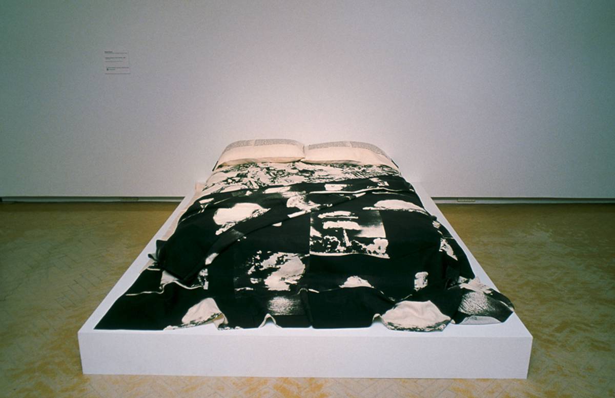 Material World: From Lichtenstein to Viola, 25 Years of The Fabric ...