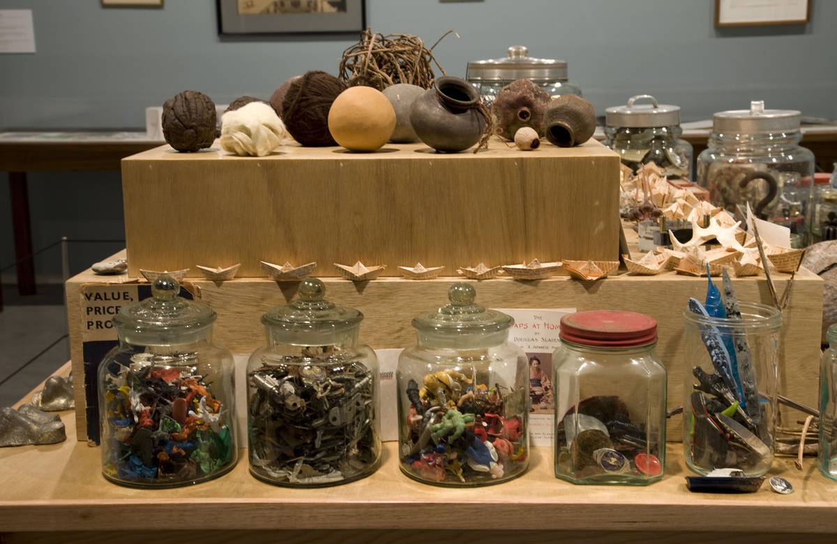 Simryn Gill: Gathering | Exhibitions | MCA Australia